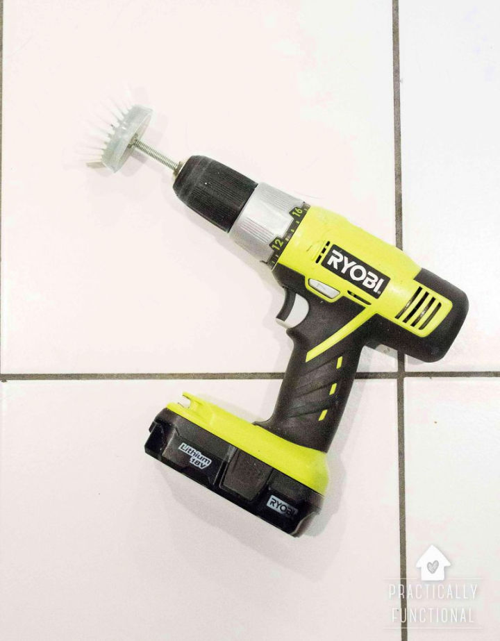 Homemade All Purpose Cleaner (65 DIY Cleaning Solutions)