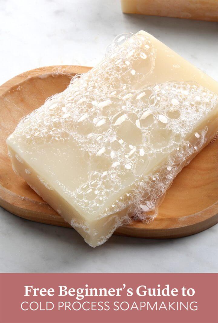 How to Make Soap (25 Homemade Soap Making Tutorials)