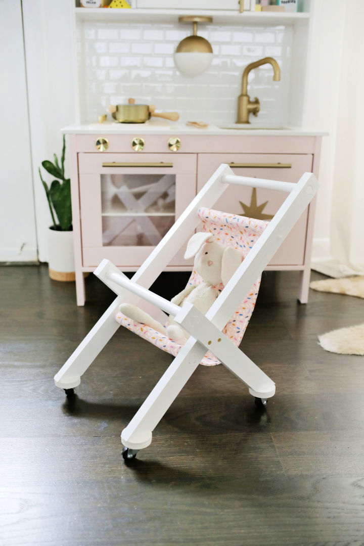 150 Small Woodworking Projects to Build and Sell for High Profit