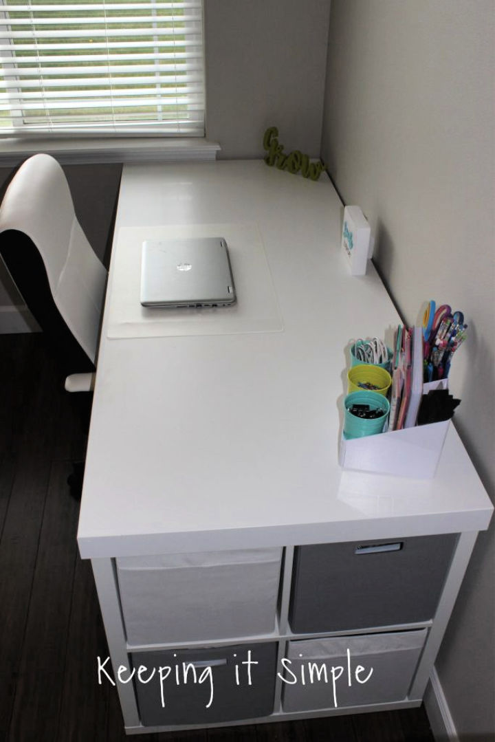 25 IKEA Desk Hacks To Build Your Own (DIY IKEA Desk)