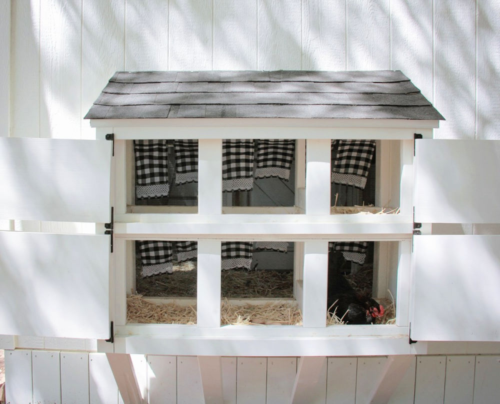 30 DIY Chicken Nesting Boxes (Learn How to Build Yours)