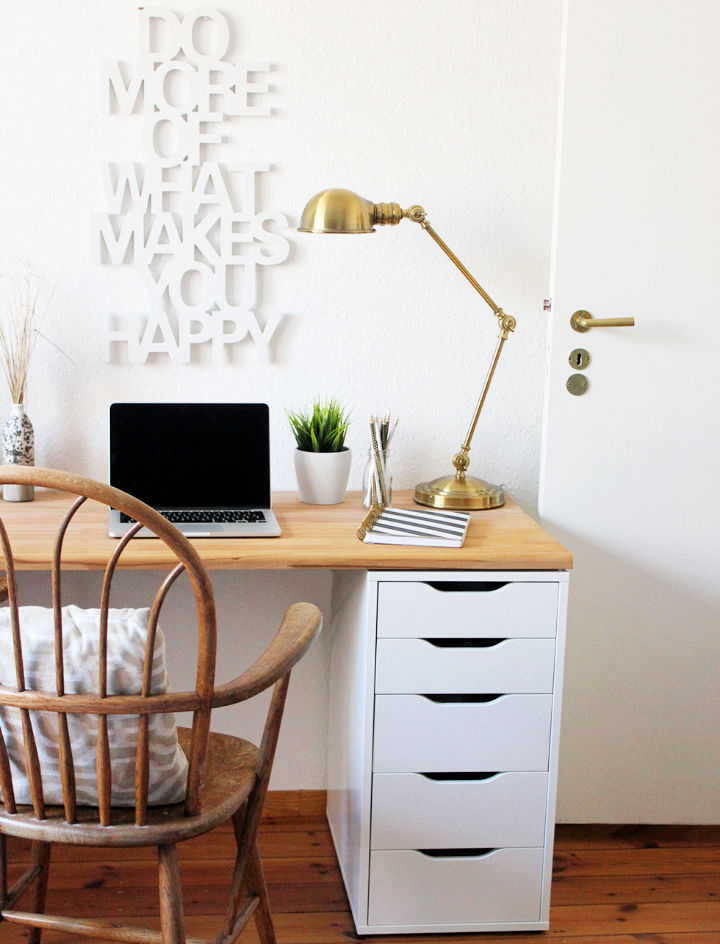 25 IKEA Desk Hacks To Build Your own Desk • Its Overflowing