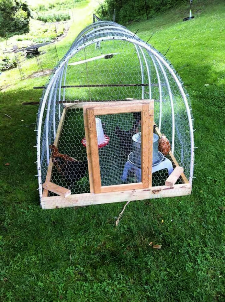 30 Free DIY Chicken Tractor Plans (Easy Building Steps)