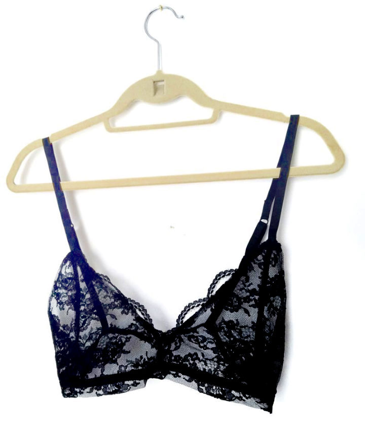 10 DIY Bralette Patterns (Free Sewing Pattern PDF)