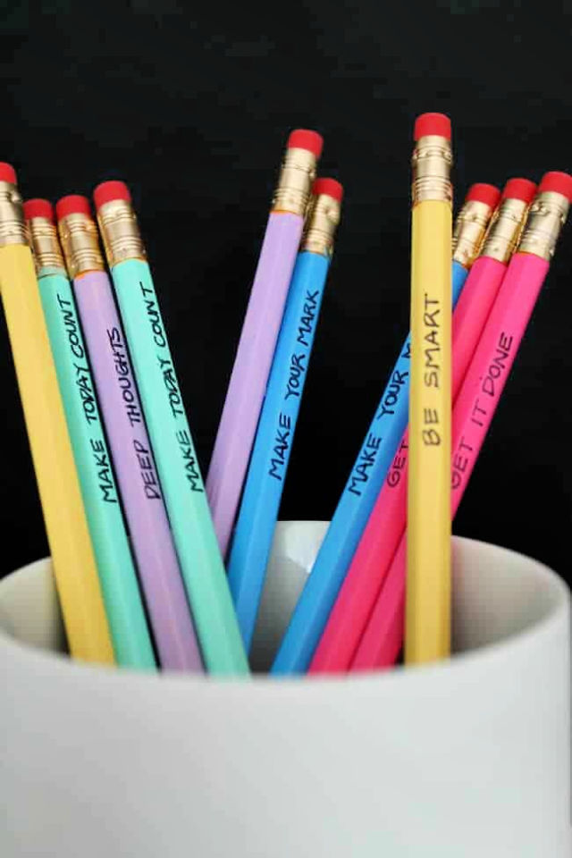 50 Cute and Cool DIY School Supplies for Back to School