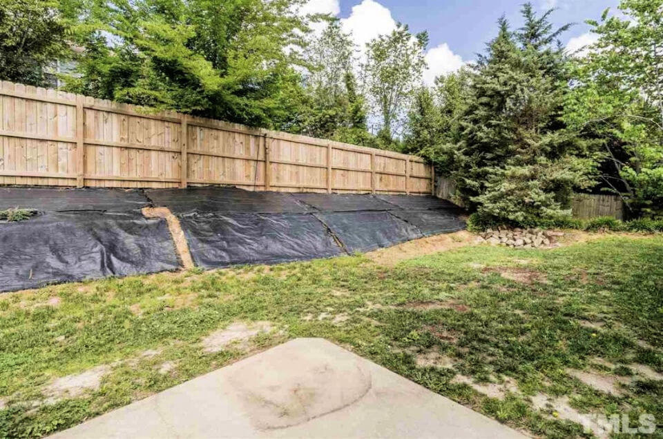 18 DIY Retaining Wall Ideas (How to Build a Retaining Wall)