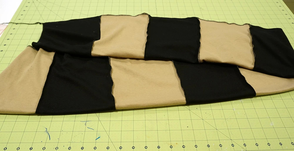 DIY Infinity Scarf Pattern - How To Make A Scarf • Its Overflowing