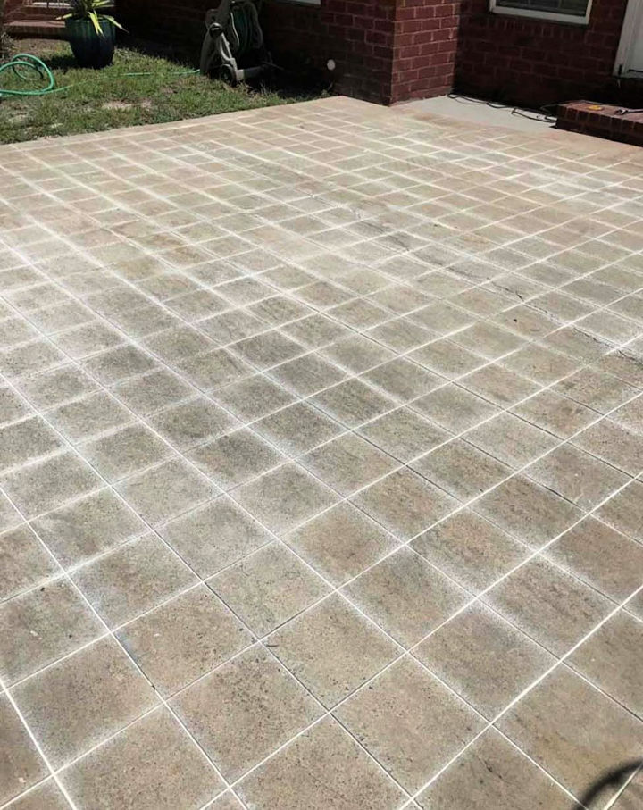 How to Pour a Concrete Slab: 12 DIY Concrete Patio Guide)