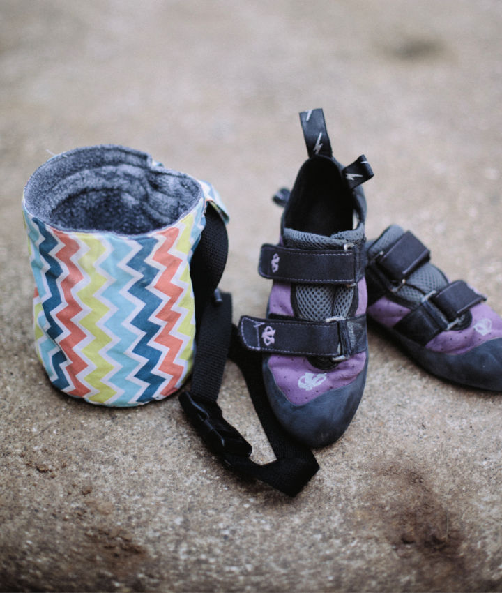 10 Easy DIY Chalk Bag Patterns (Free Chalk Bag Pattern)