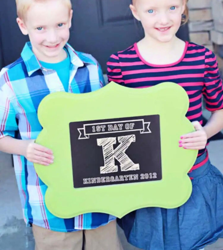 32 Free Printable First Day of School Signs For All Grades