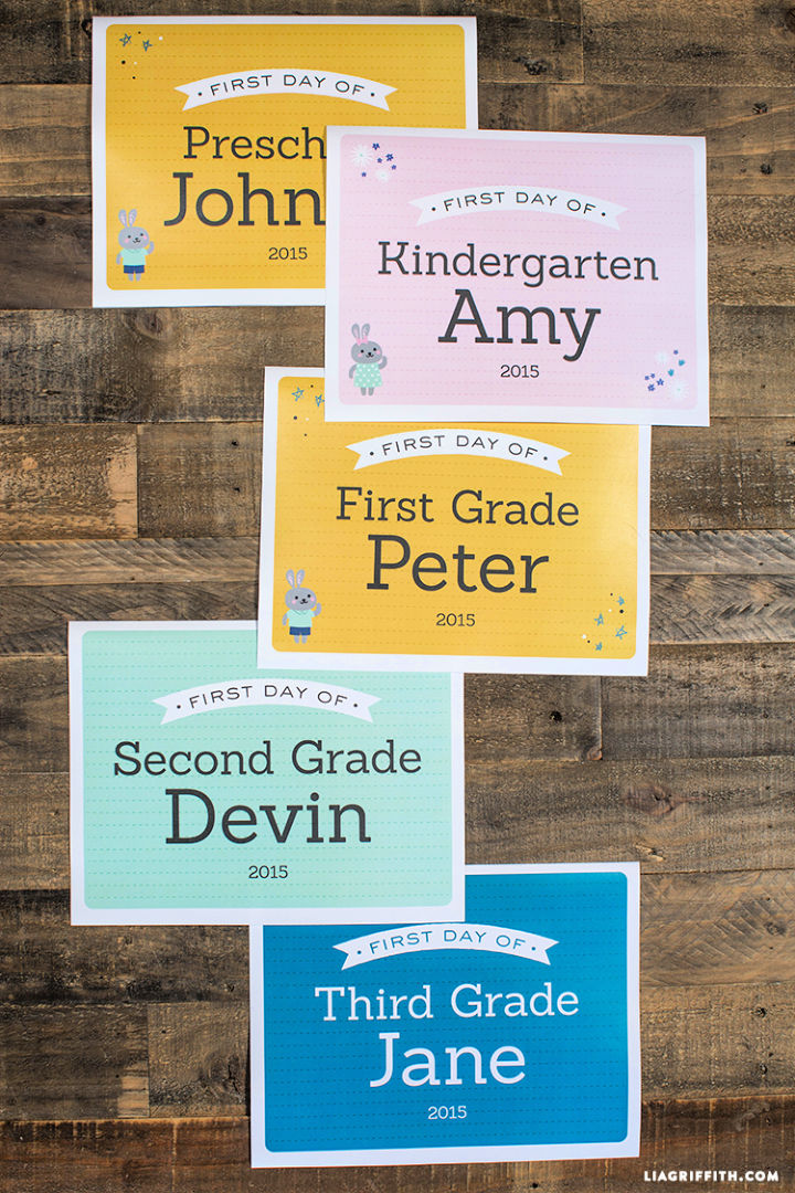 32 Free Printable First Day of School Signs For All Grades