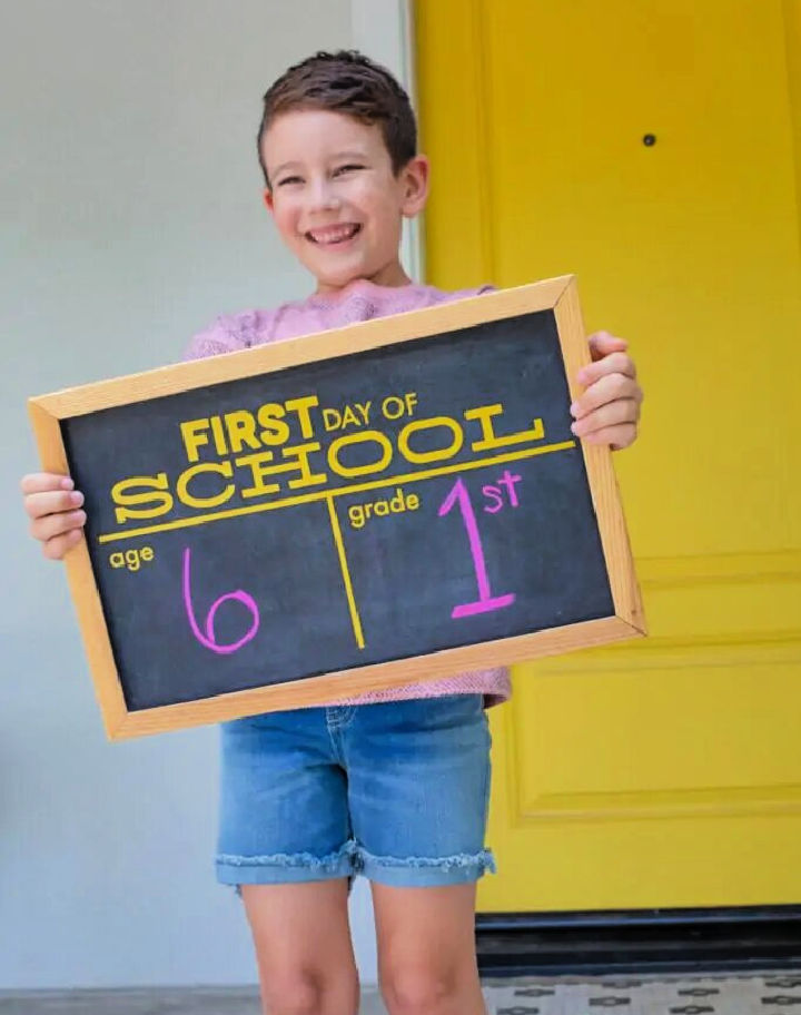 32 Free Printable First Day of School Signs For All Grades