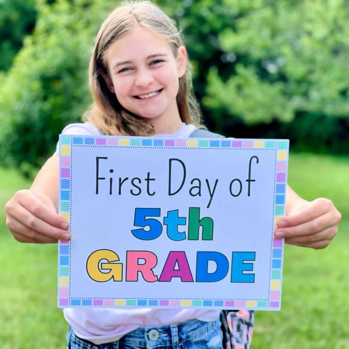 32 Free Printable First Day of School Signs For All Grades