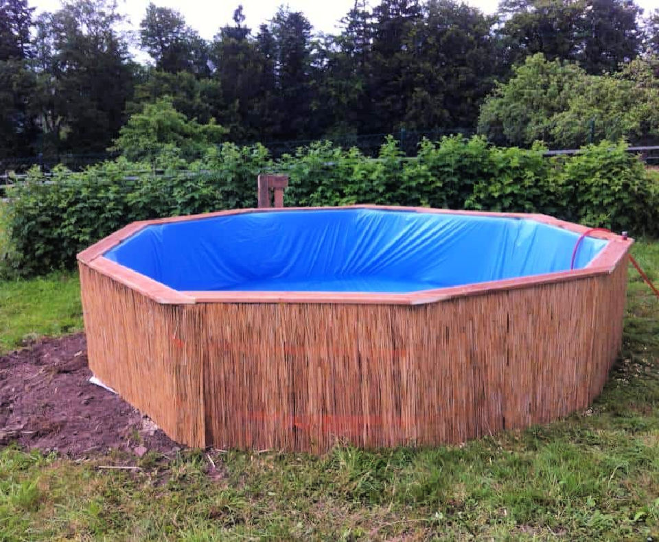 12 Easy DIY Dog Pool Ideas (Build in Ground Dog Pool)