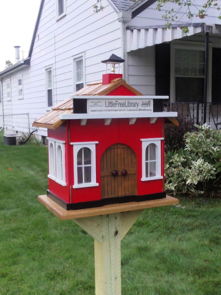 30 DIY Little Free Library Plans You Can Build