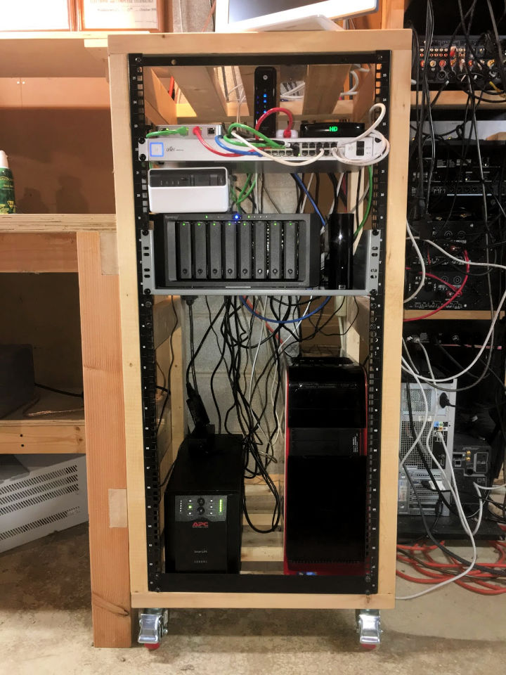15 Free DIY Server Rack Plans (Build a Server Rack)