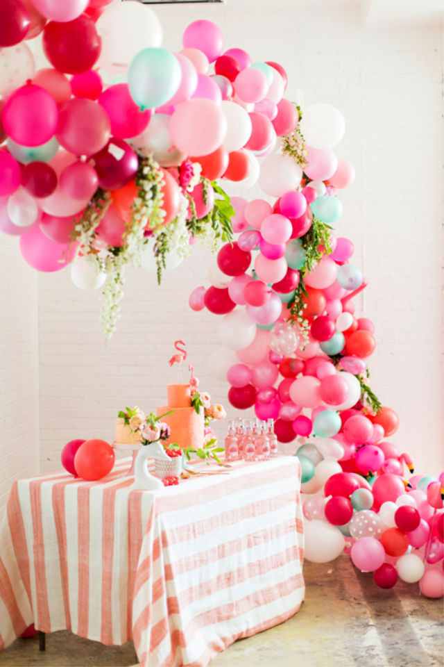 How to Make a Balloon Arch (25 DIY Balloon Arch Ideas)