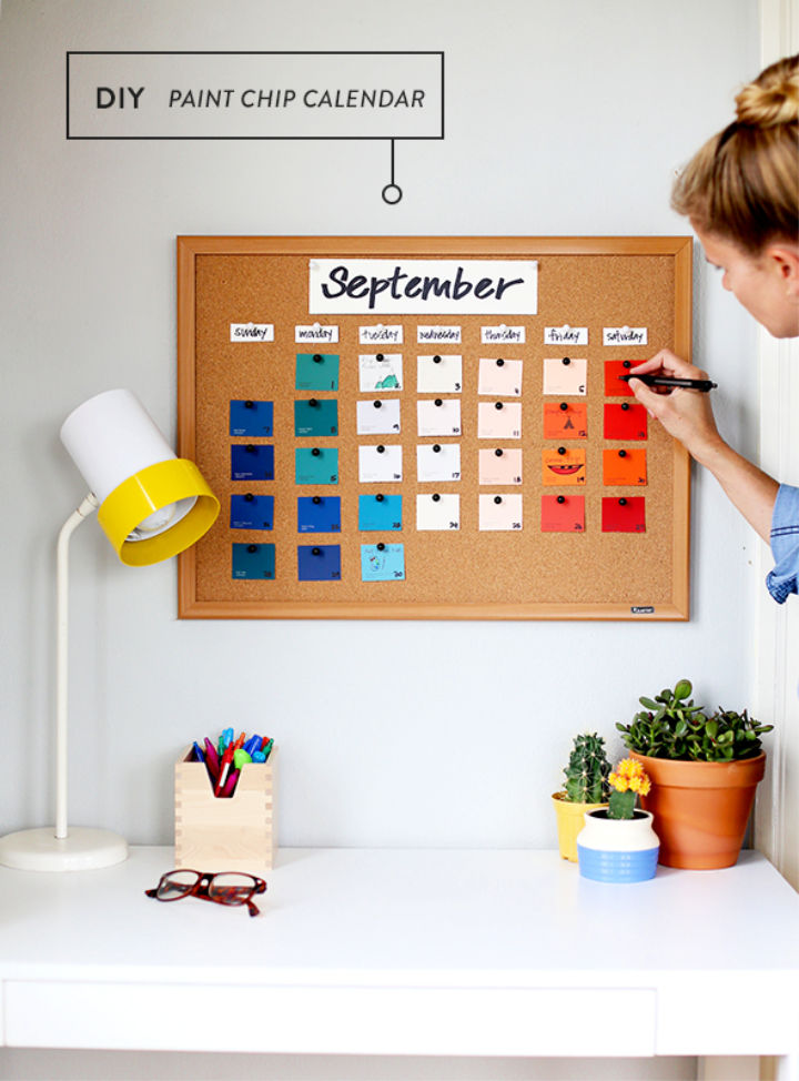 30 Easy DIY Calendar Ideas to Personalize Your Year!