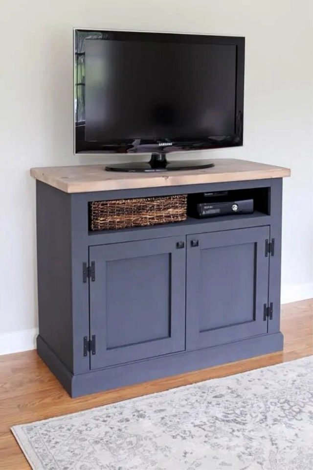 30 Homemade DIY TV Stand Ideas and Plans (How to Build)