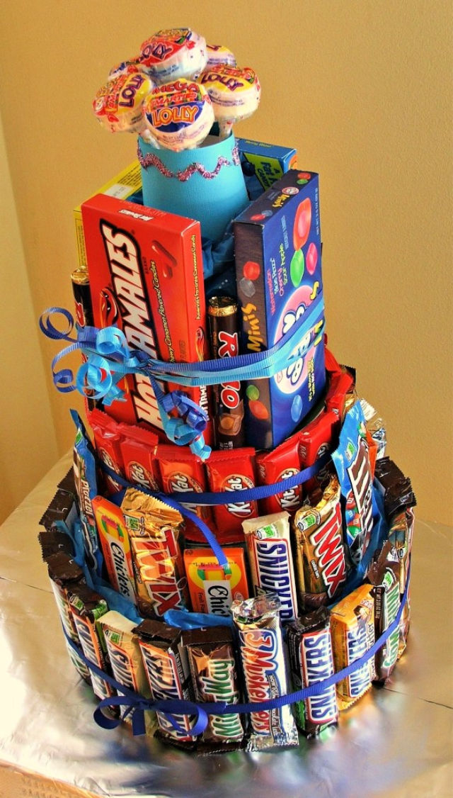 25 Easy Candy Bar Ideas on a Budget • Its Overflowing