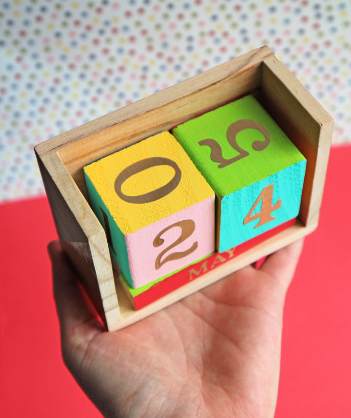 30 Easy DIY Calendar Ideas To Make Your Own Calendar