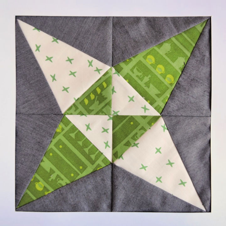 20 Free Paper Piecing Quilt Patterns for Beginners