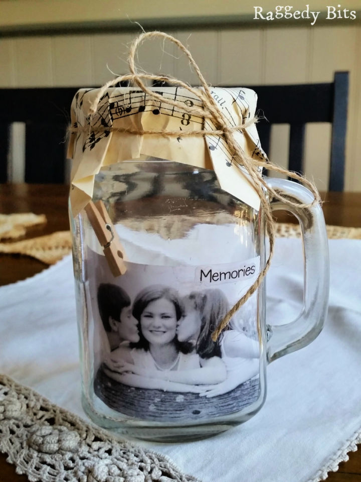 Mason Jar Gift Ideas: 30 DIY Mason Jar Gifts to Make