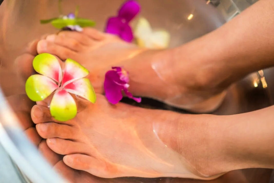 10 Quick and Easy DIY Foot Peel Recipes That Actually Work