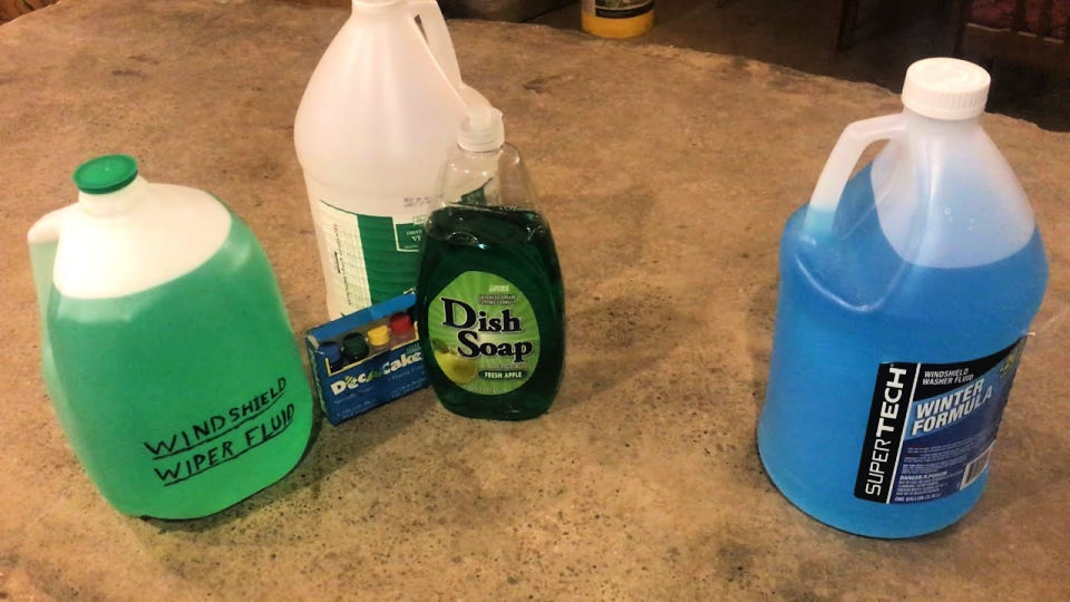 Homemade Windshield Washer Fluid (15 DIY Methods)