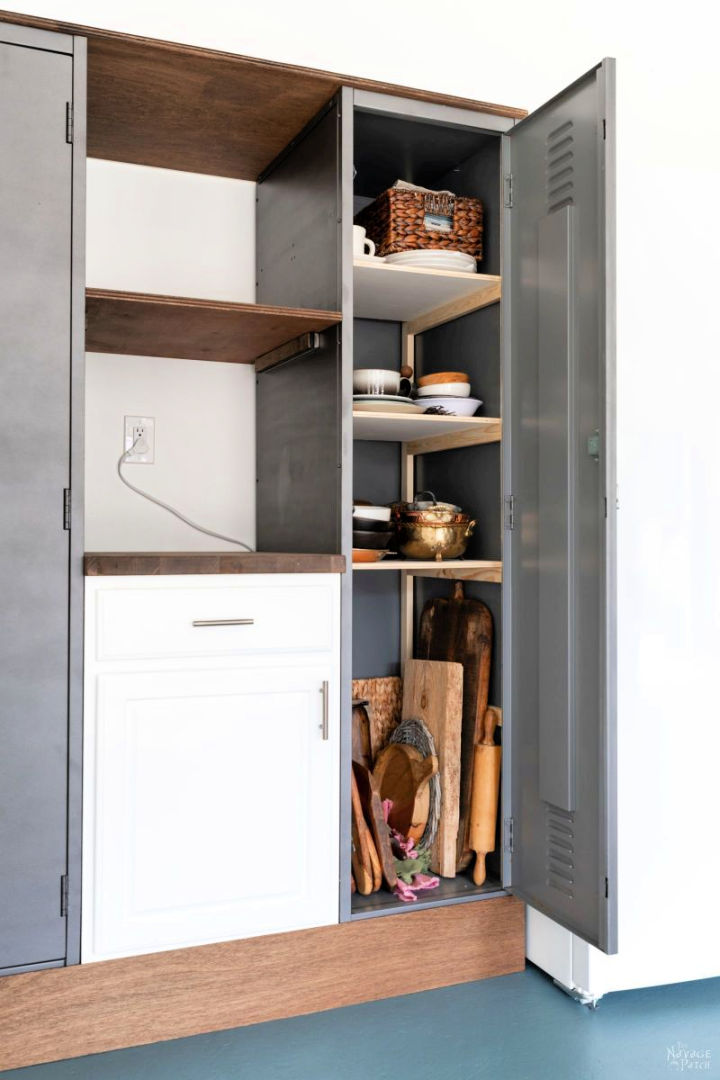 DIY Locker Organizers and Shelves (10 Locker Shelf Ideas)