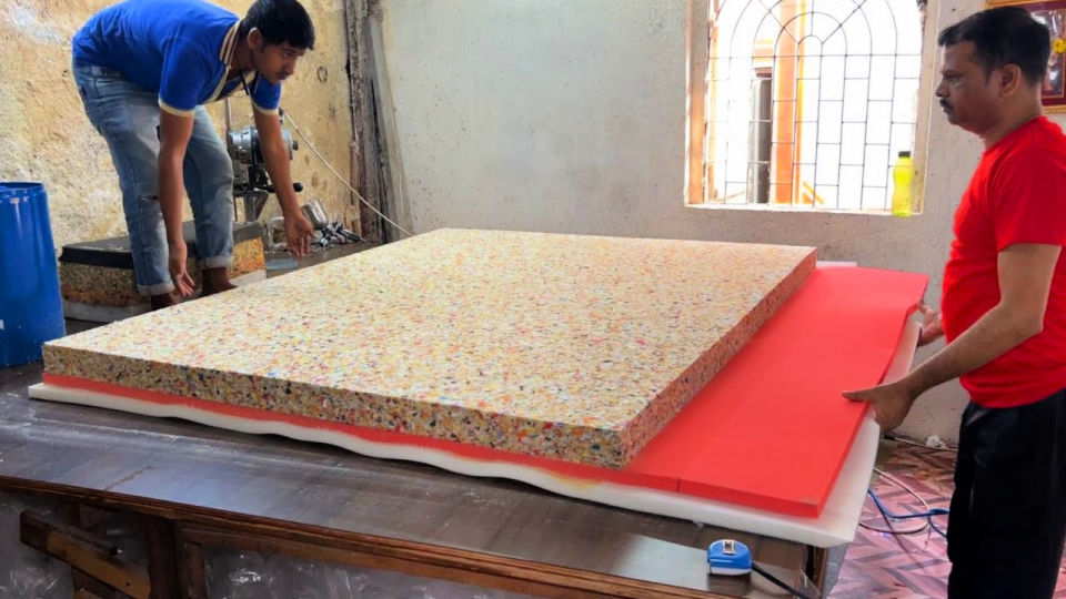 15 DIY Mattress Ideas To Make Your Own Mattress on Budget