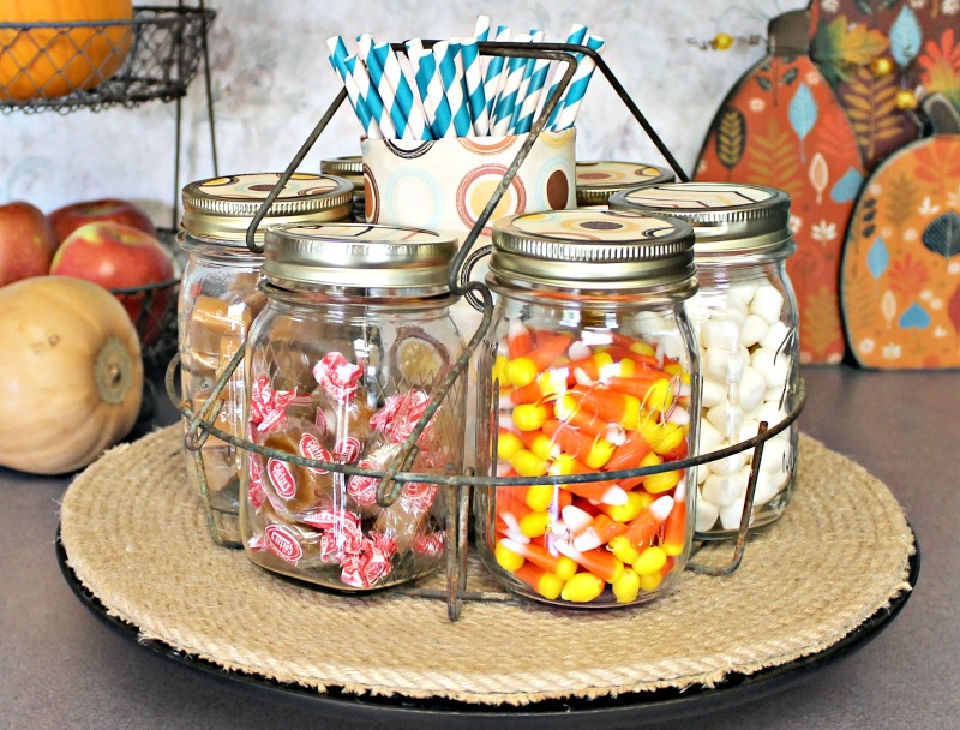 25 Easy Candy Bar Ideas for Party on a Budget