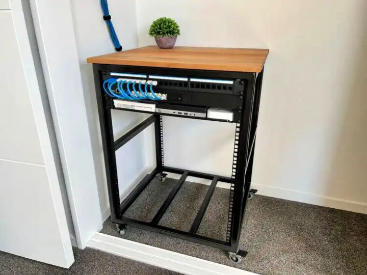 15 Free DIY Server Rack Plans (Build a Server Rack)