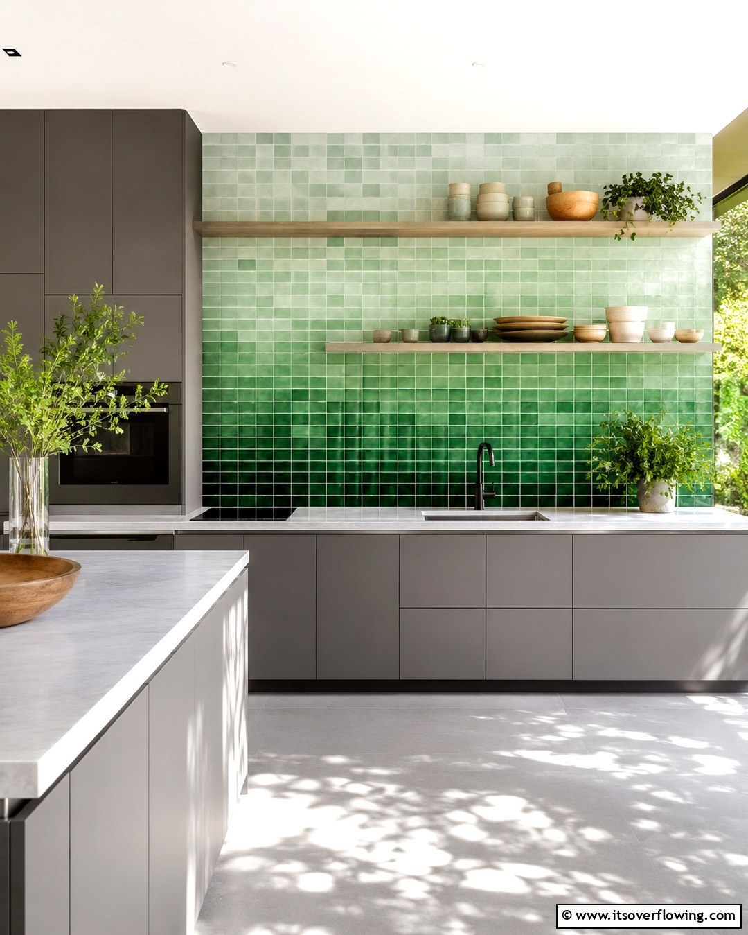 25 Chic Kitchen With Green Backsplash Ideas